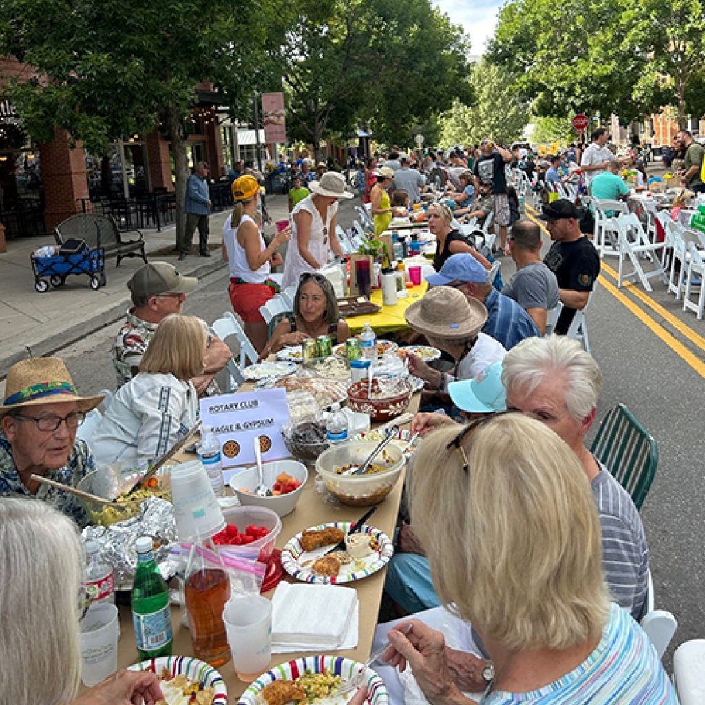 Community Table - EagleOutside